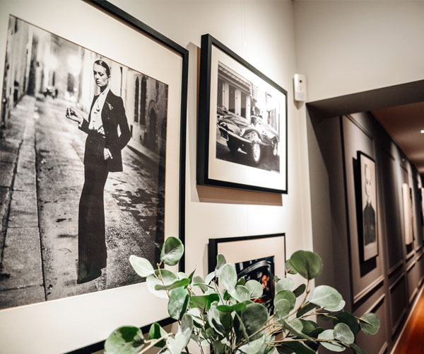 Best Wall Art Hanging Systems Dubai | Art Hanging Solutions